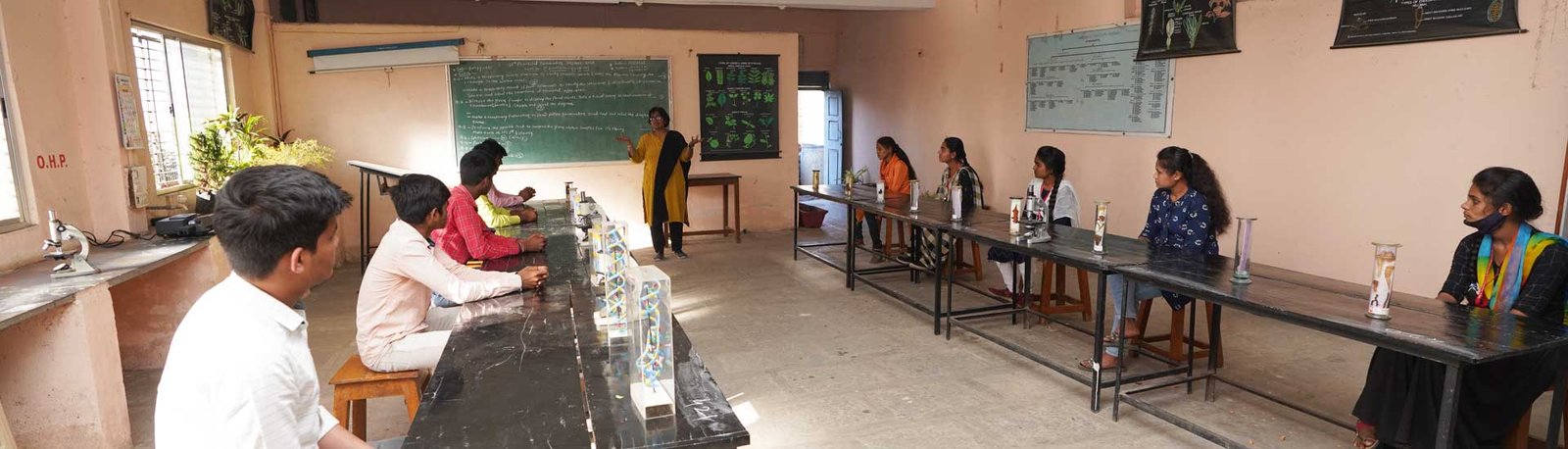 Rajmata Jijau Mahavidyalaya Kille Dharur